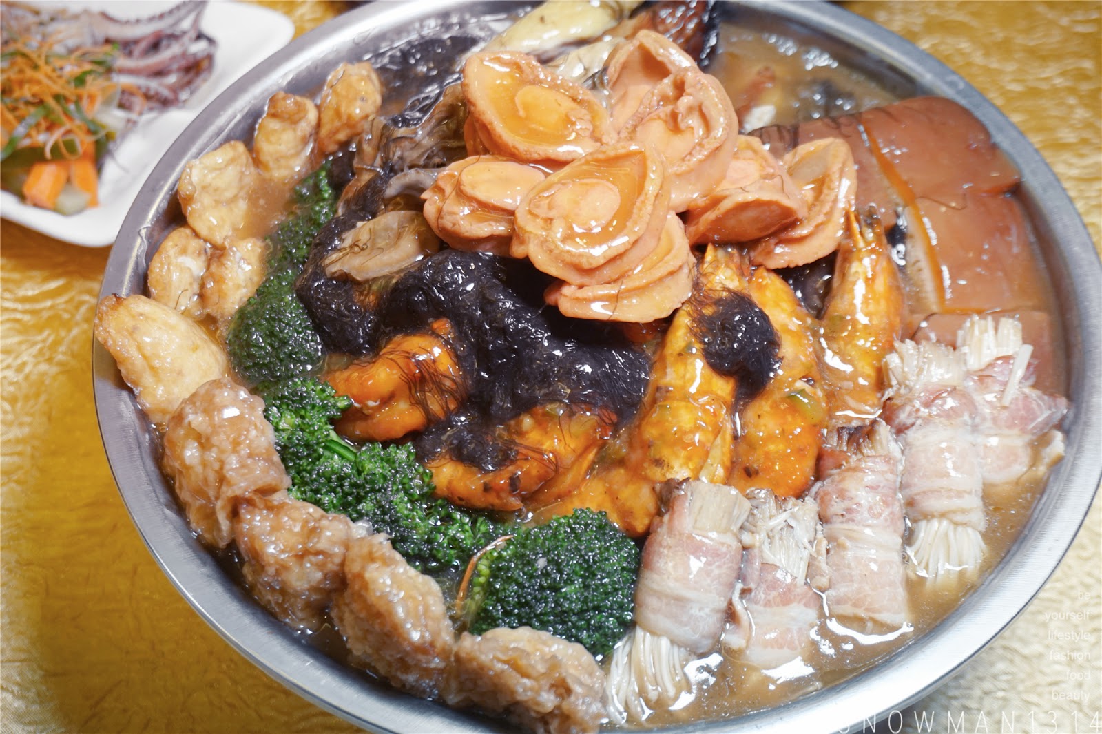 Chinese New Year Poon Choi + Crab Feast @ Restaurant Tak Fok | Snowman ...