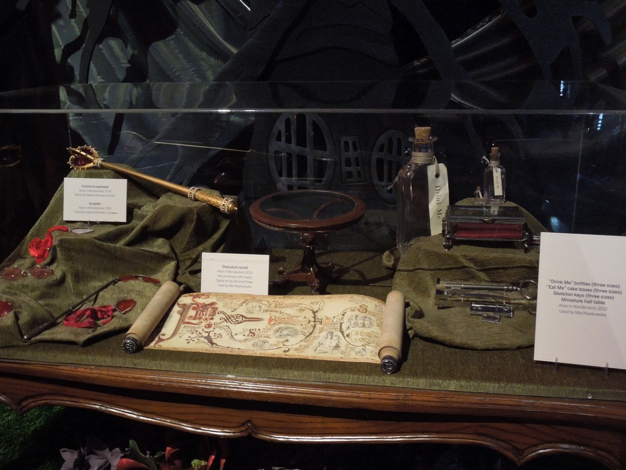 Original costumes and props from Tim Burton's Alice in Wonderland on ...