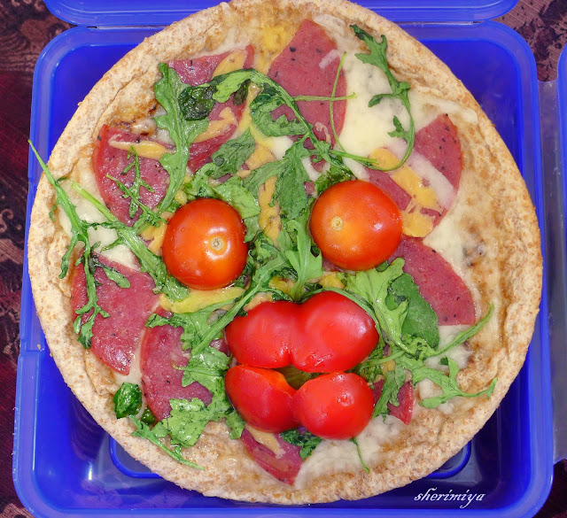 Happy Little Bento: Pizza Face Bento