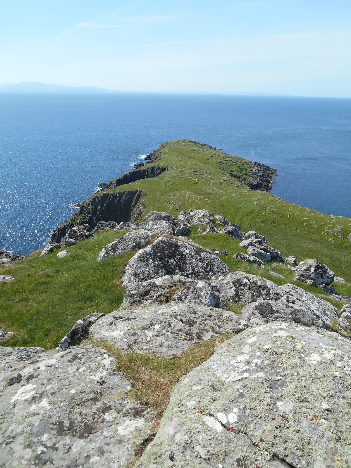 A lifetime of Islands: Island 312 - Eilean an Taighe, Shiant Isles ...
