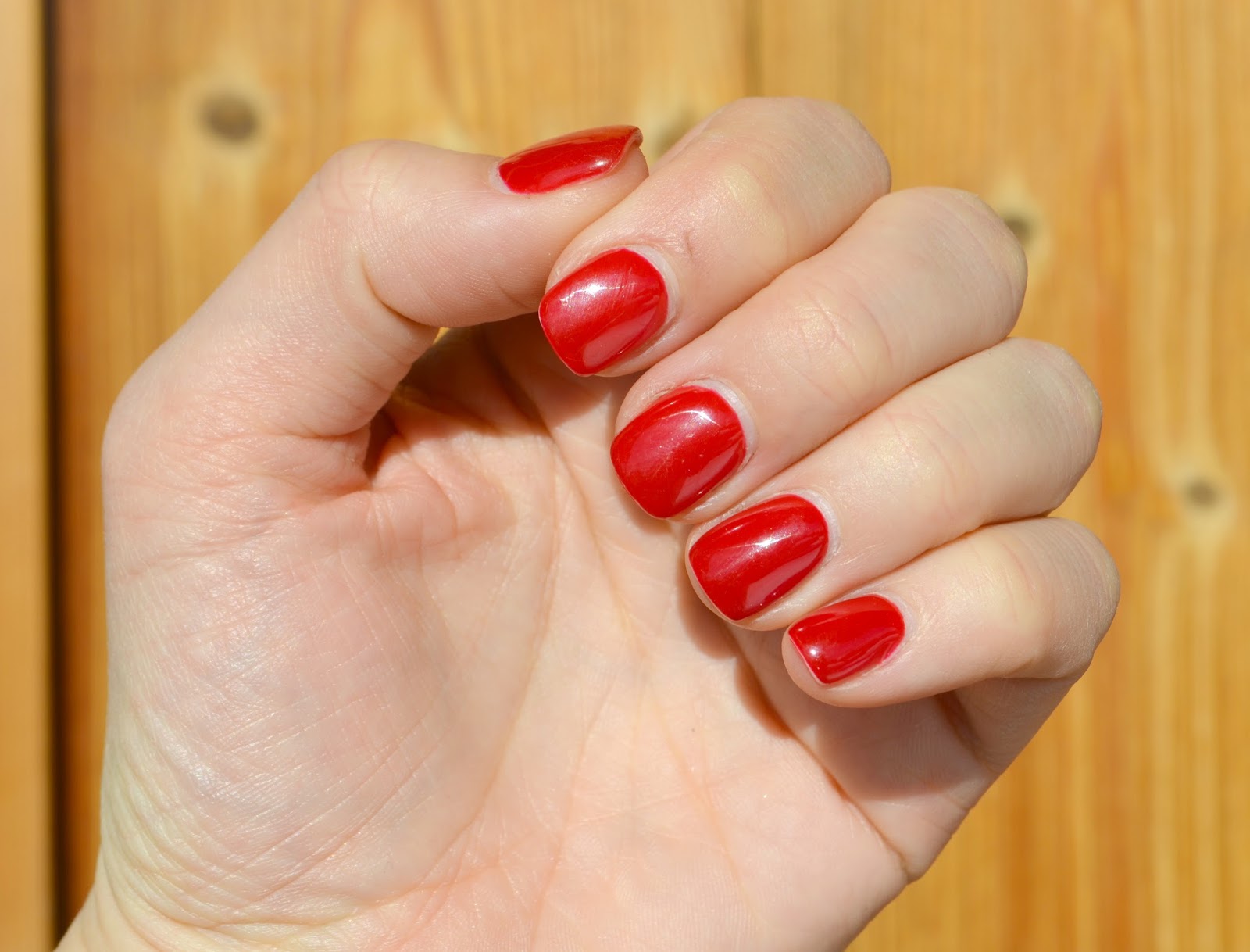 Mani Monday from the Slopes: OPI Gel The Thrill of Brazil | Blog Me ...