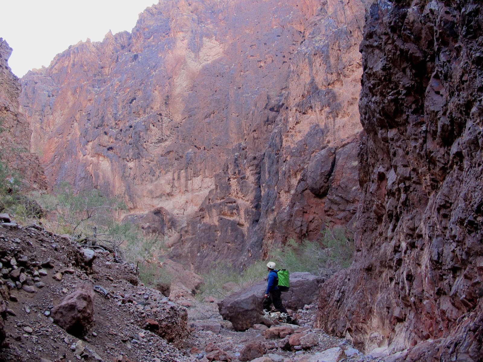 SHEEPBONE-QUARRY CANYON LOOP. LAKE MEAD, NEVADA - ADAM HAYDOCK