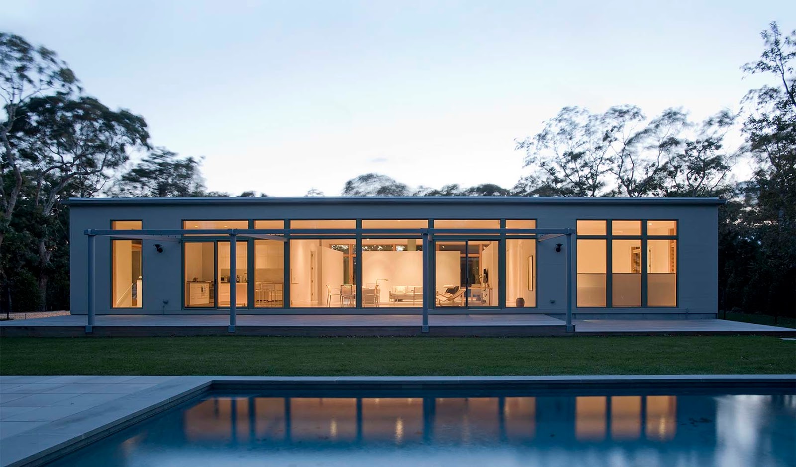 Rock The Single Floor Houses With These Beautiful Single Floor Building ...