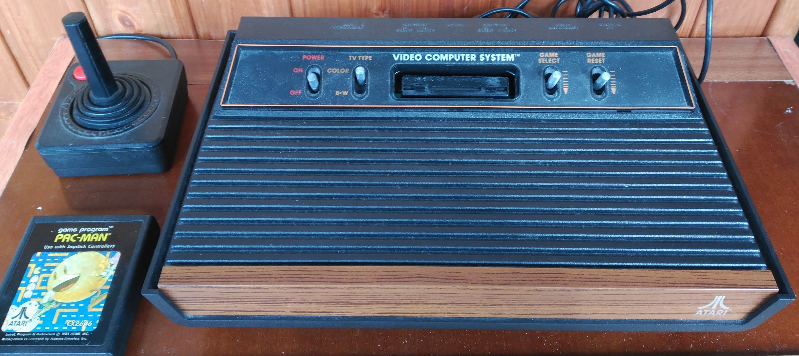 Retro Ordenadores Orty: Consola Atari VCS "4 Switch Woodies" (modelo CX ...