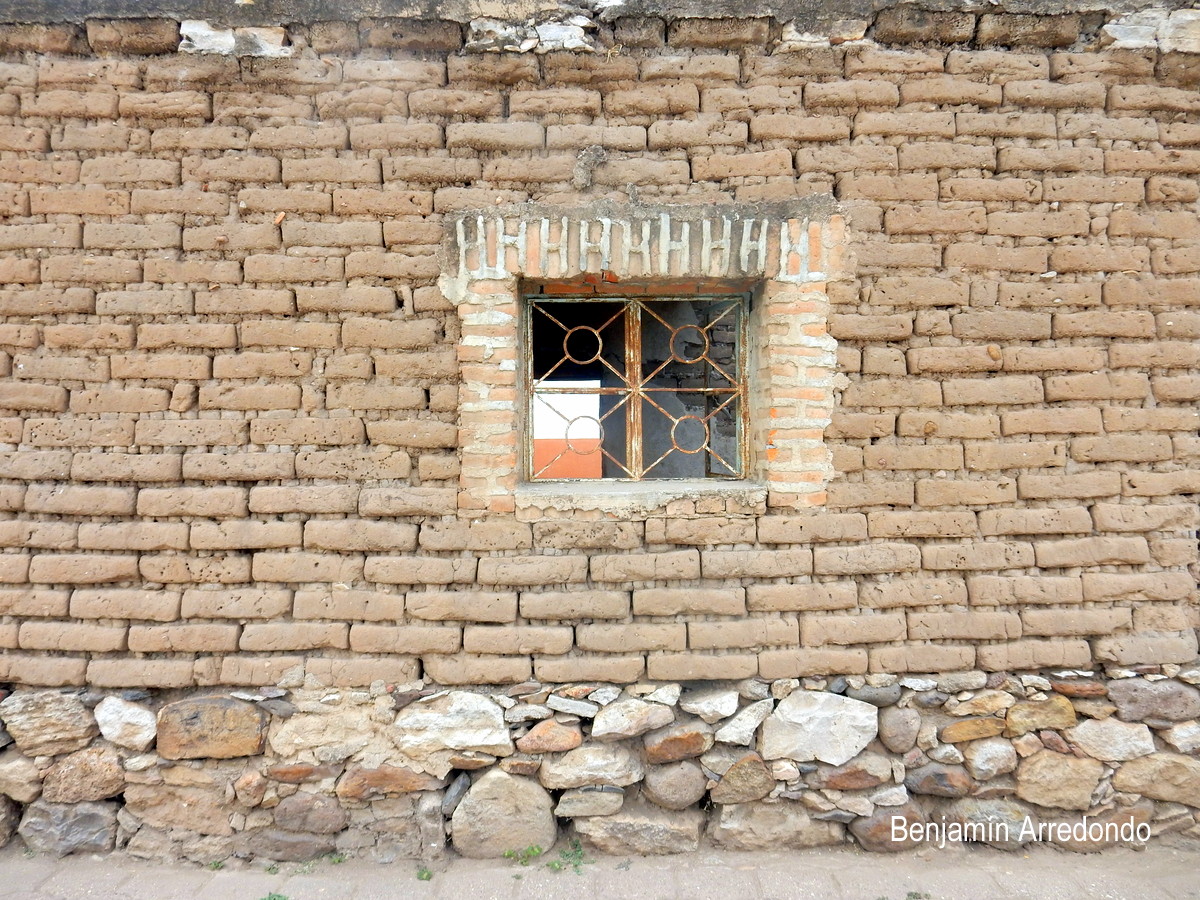 El Bable: De bardas, paredes, adobes por Tenayuca, Zacatecas