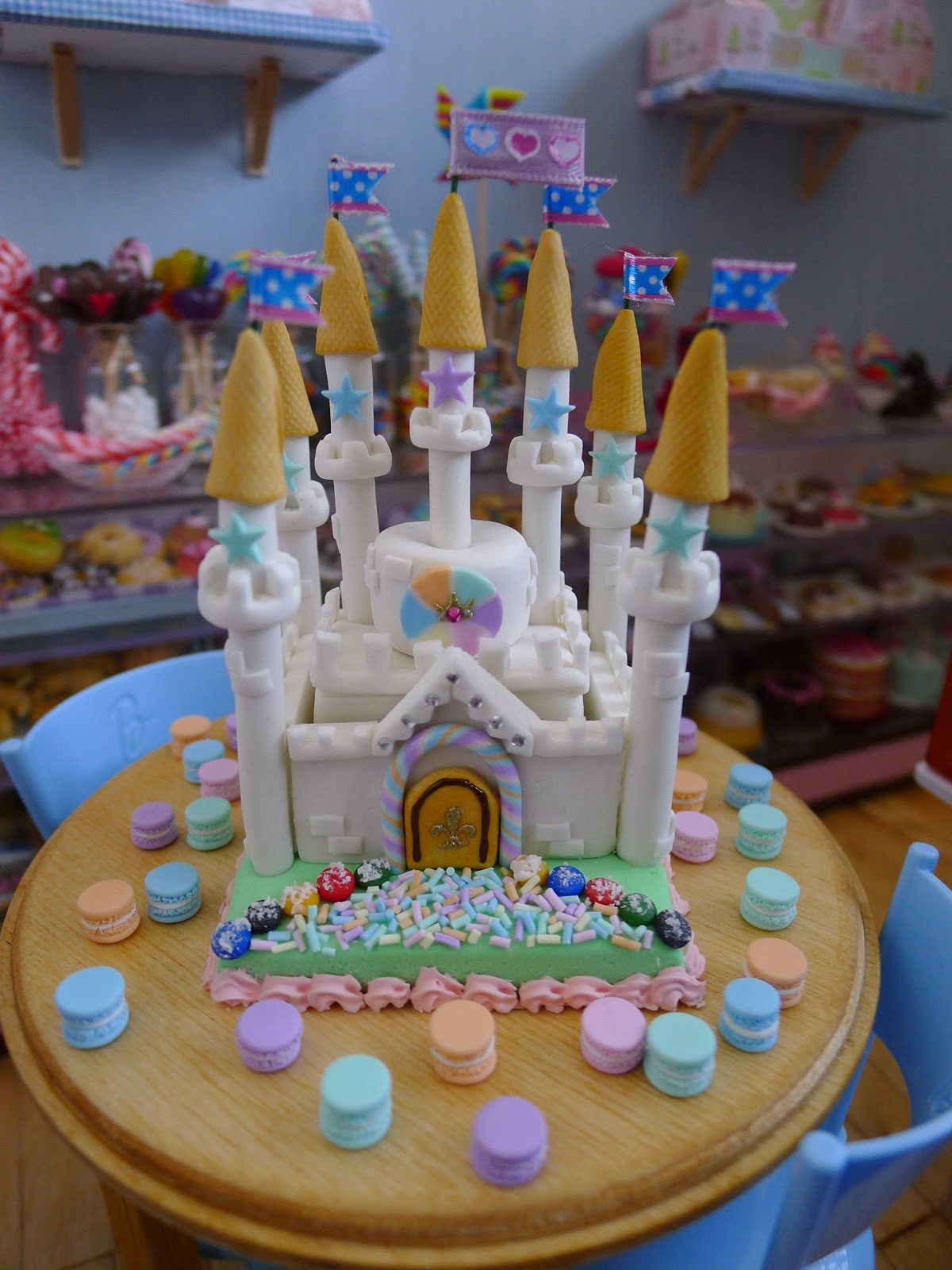 Littlest Sweet Shop: New in - White Marshmallow Castle cake