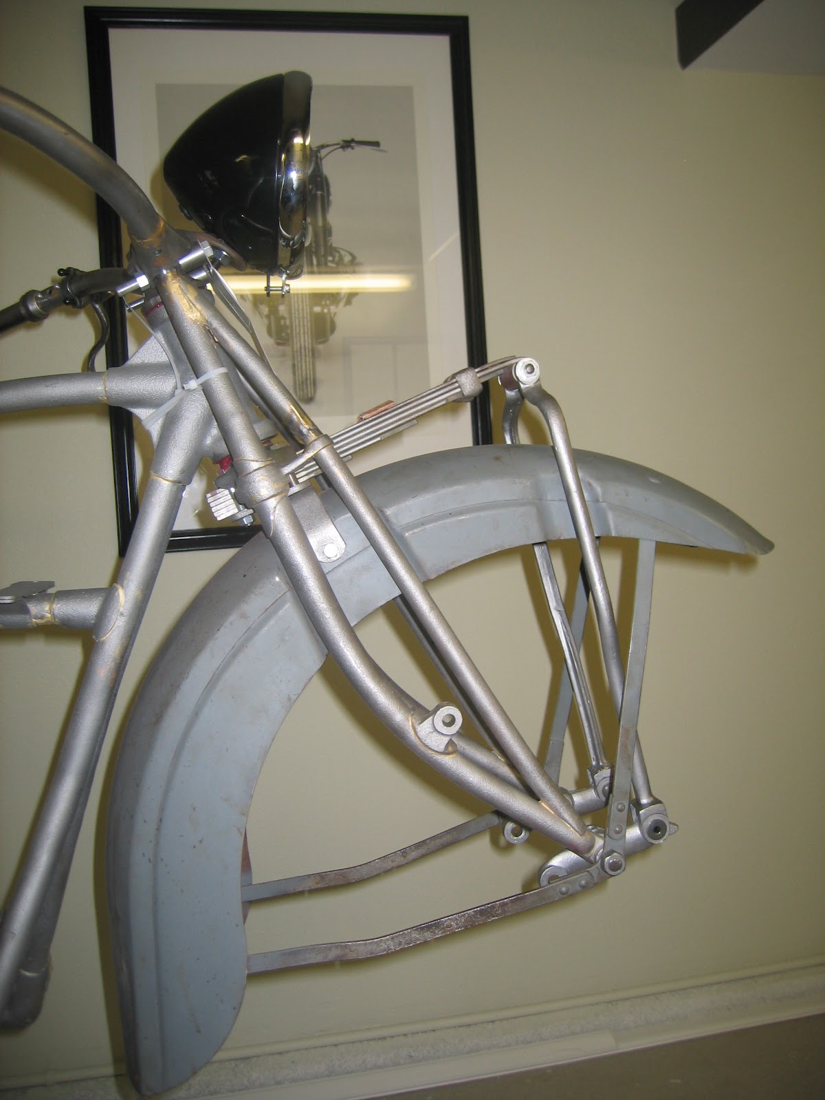 Musings Of A Motorcycle Aficionado........: Fitting The Fender