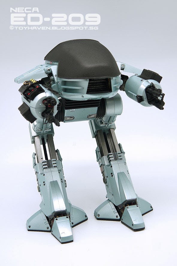 toyhaven: Review NECA Robocop 10-inch tall ED-209 Robot Action Figure ...
