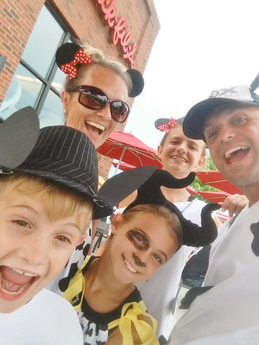 Keeping Up With The Joneses: 8 Weeks of Summer: Week 7