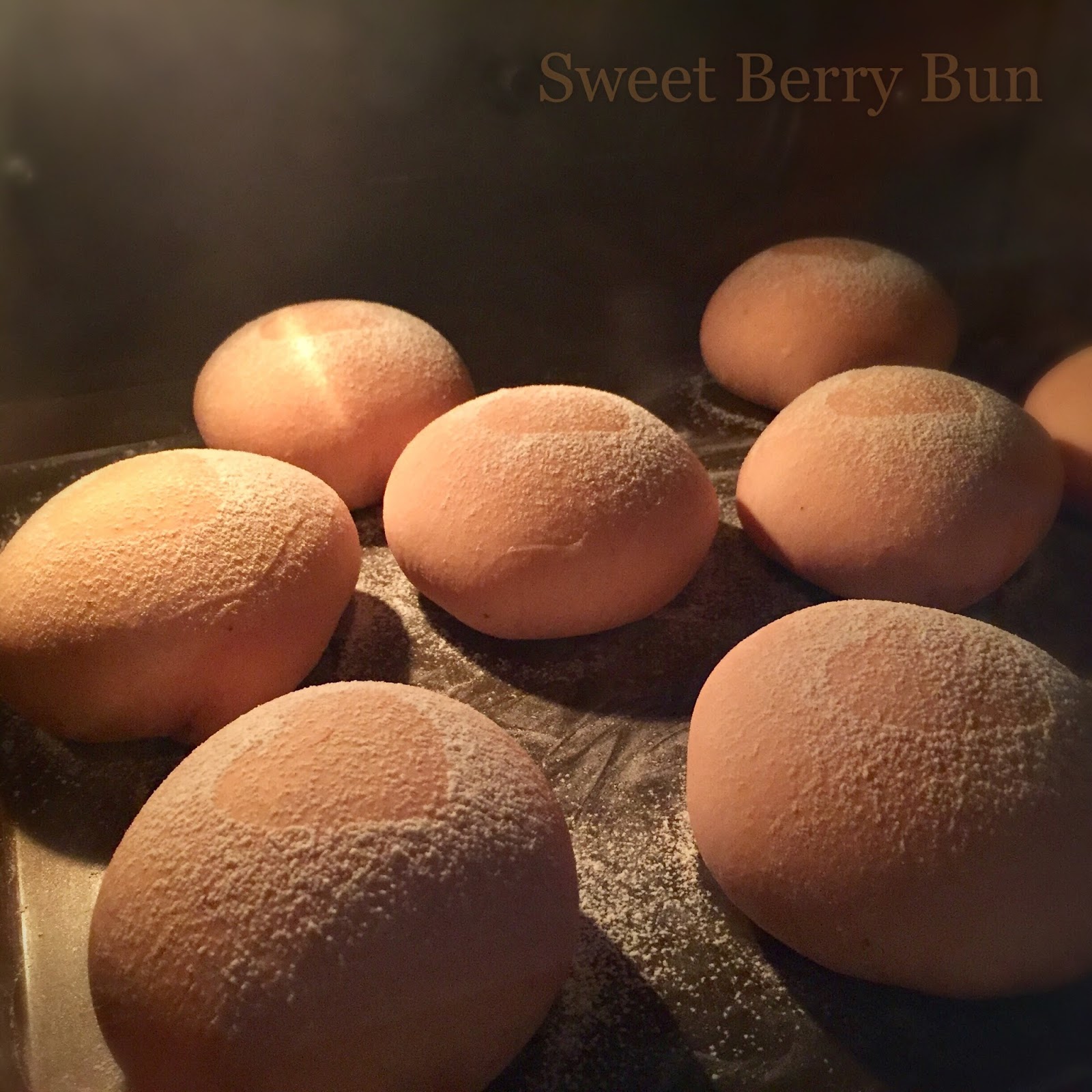My Mind Patch: Sweet Berry Bun 莓子奶酥甜面包