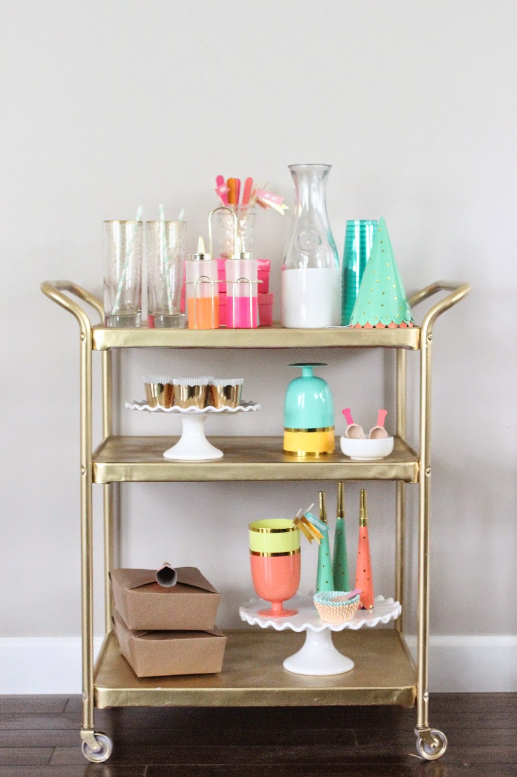 bright & bold: SUMMER PARTY CART.