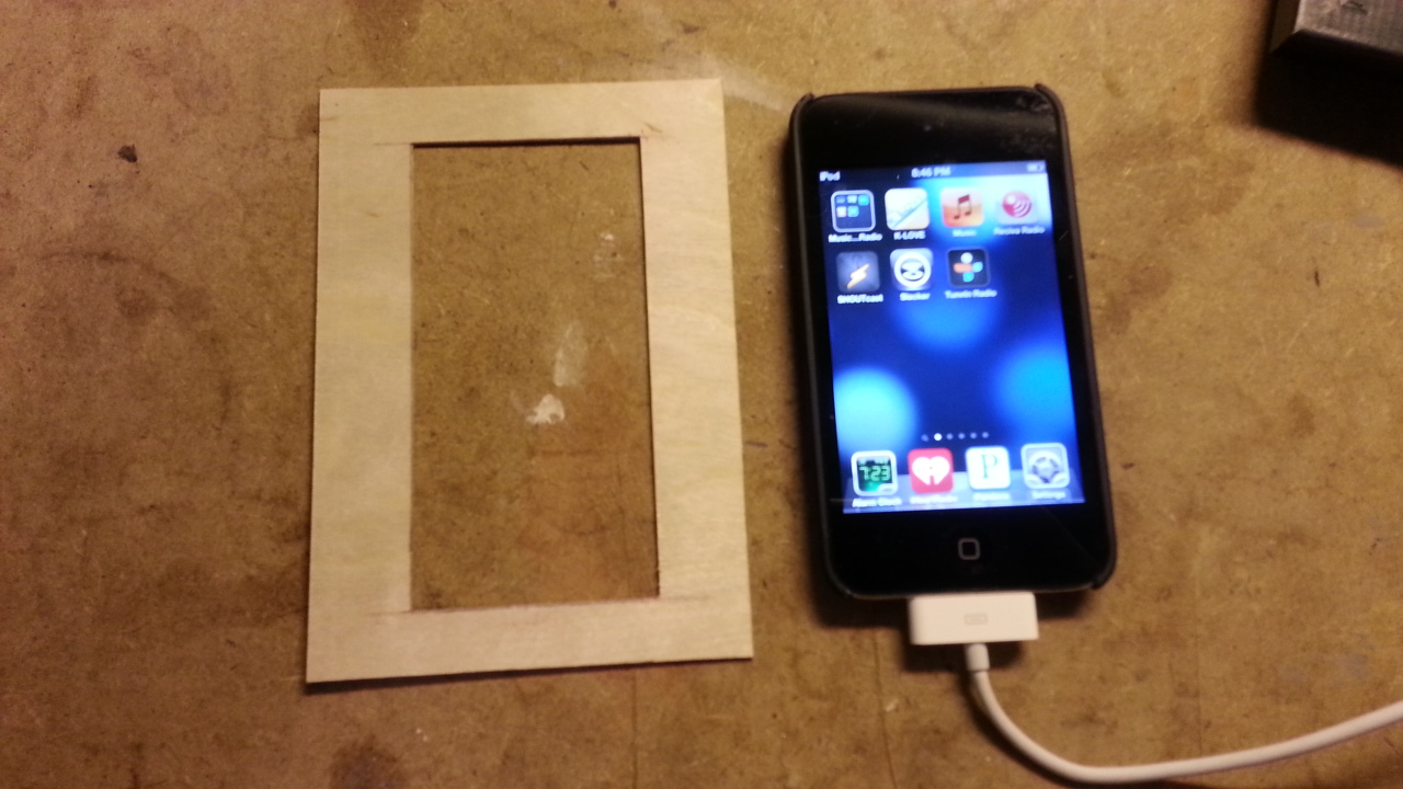 Ipad Wall Mount: DIY iPod wall mount speaker system