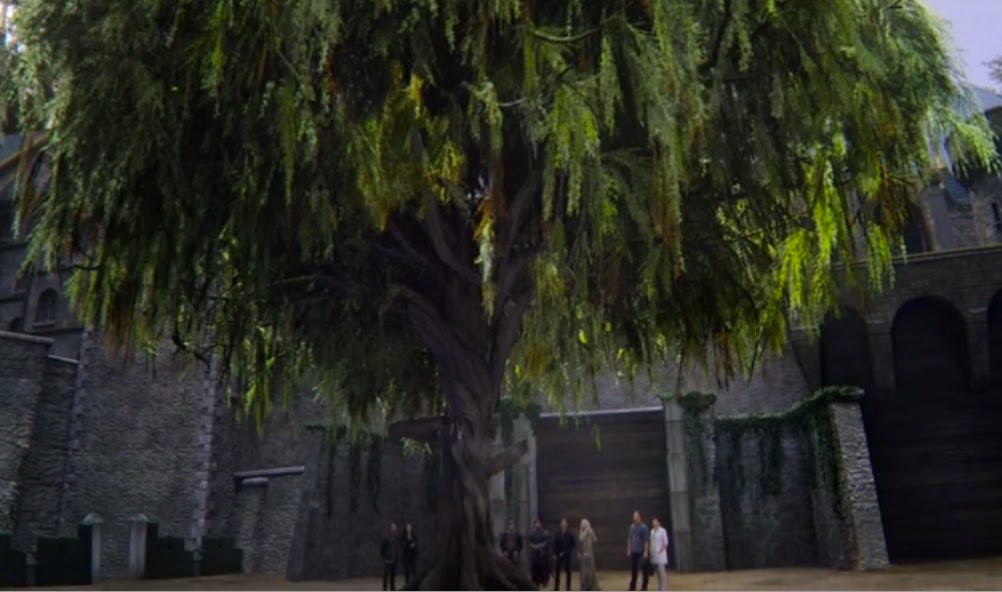 Adventures in Camelot (and Sherwood!): Camelot meets Storybrooke in ...