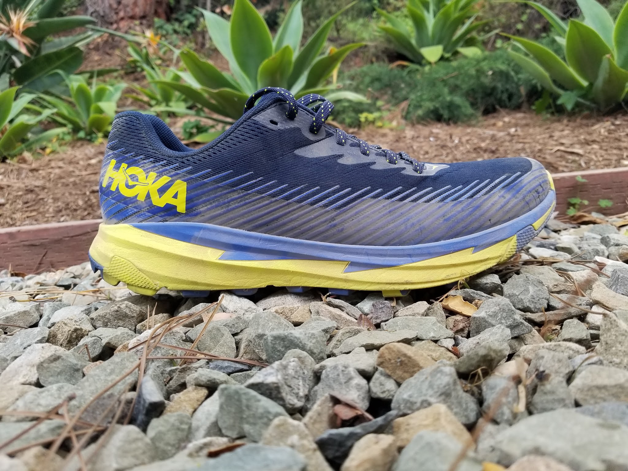 HOKA ONE ONE Torrent 2 Review - DOCTORS OF RUNNING