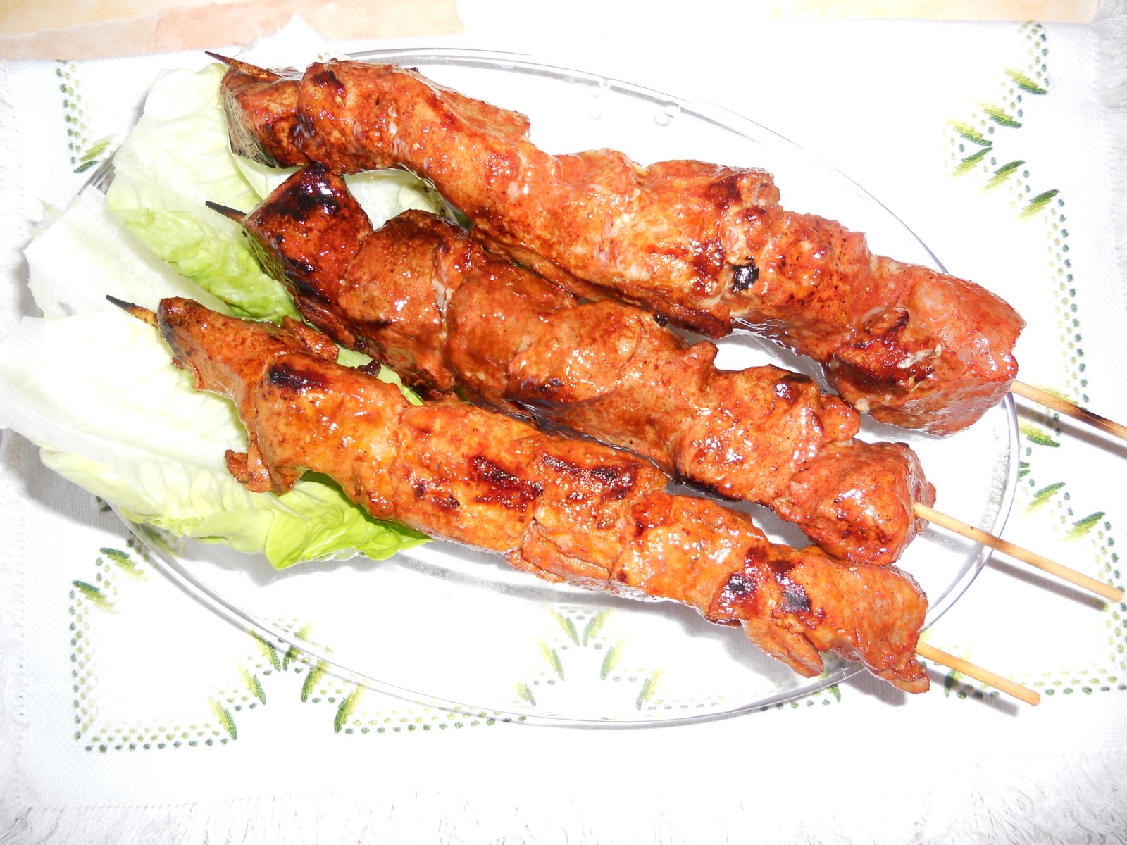 LIMÓN Y PIMENTÓN: Pinchos morunos al estilo murciano