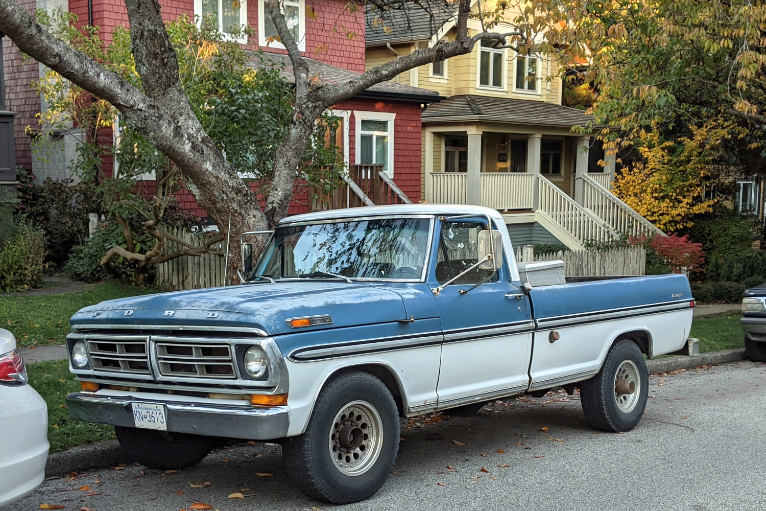 Old Parked Cars Vancouver: 1971 Ford Ranger F-250