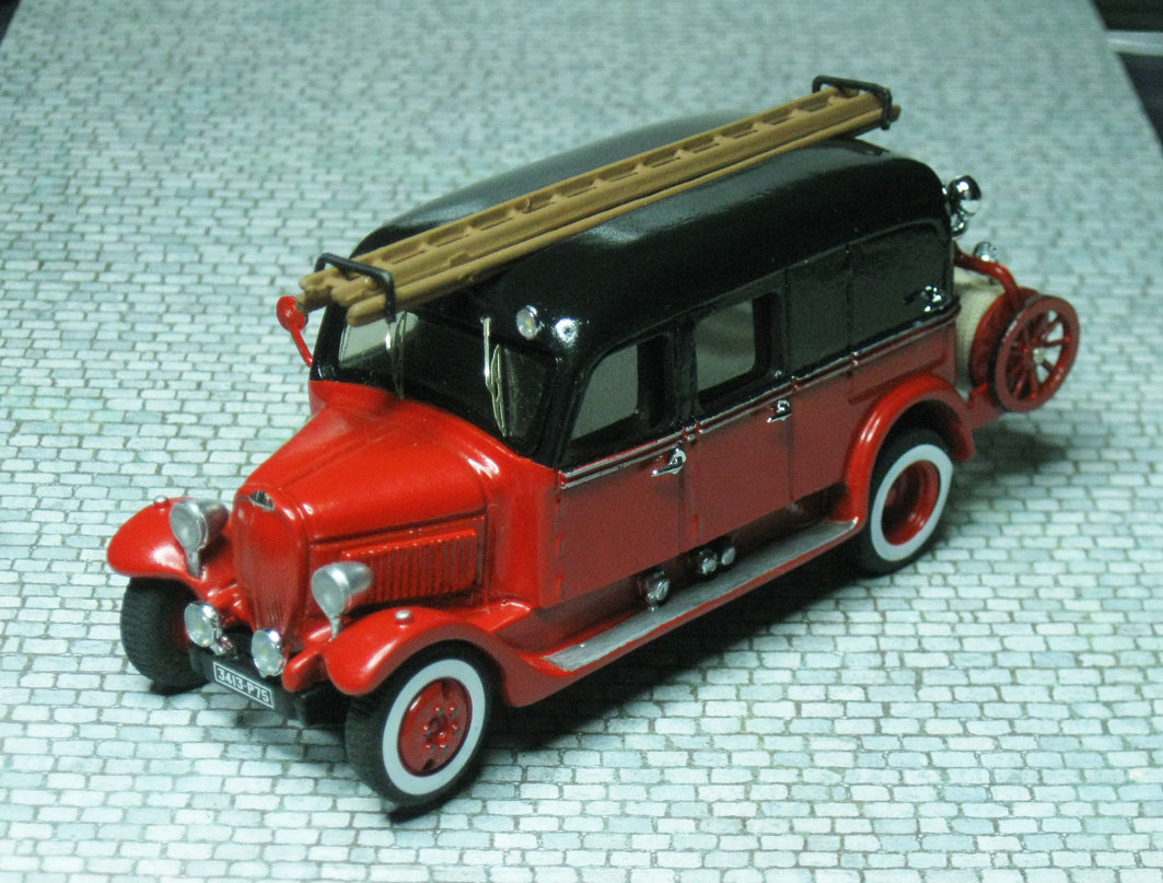 collection 43: Fourgon Delahaye Type 140 Kit CCC