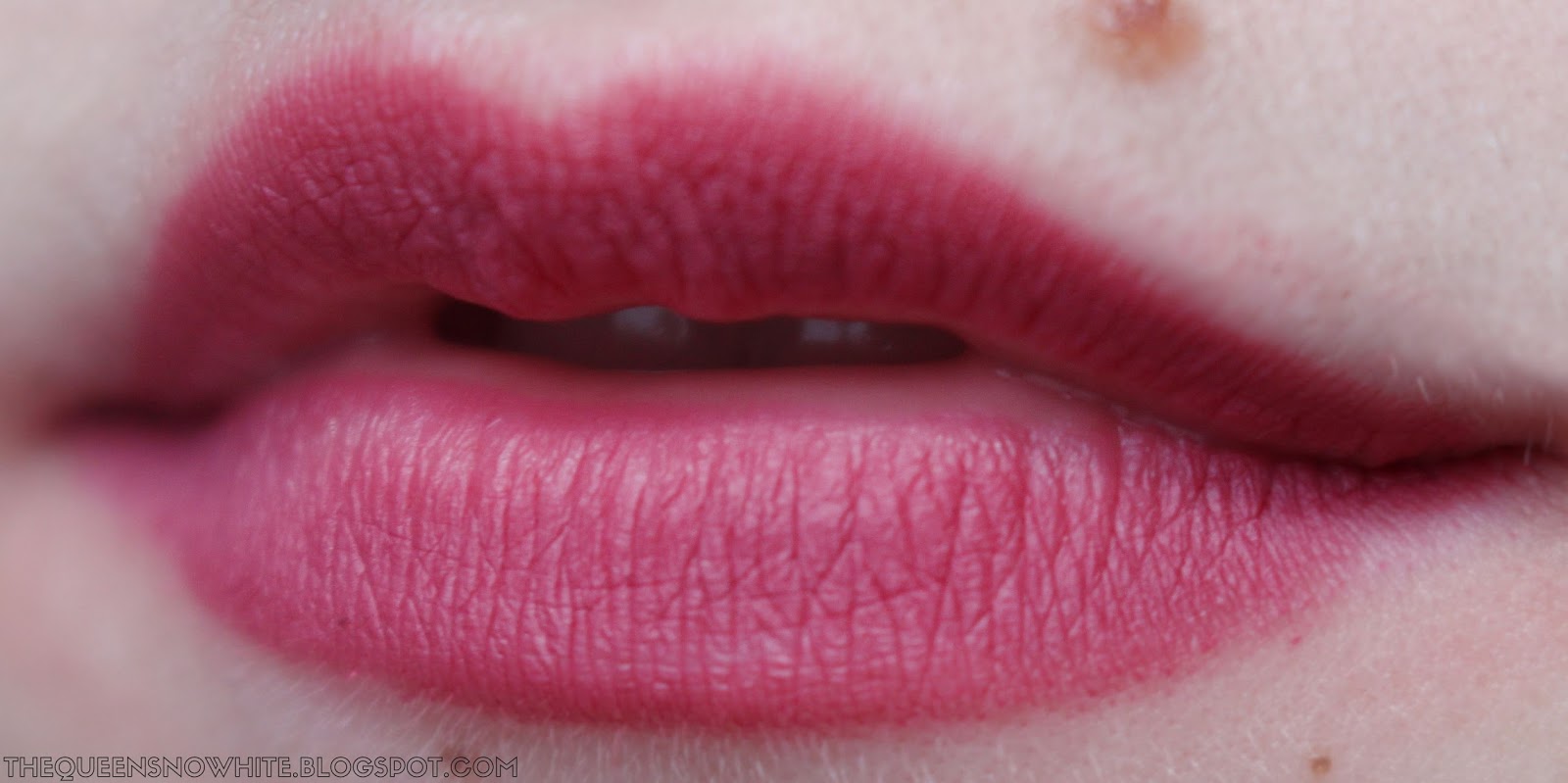 [Review] Delineador de labios Rosa bouquet - Avon | The Queen Snow White