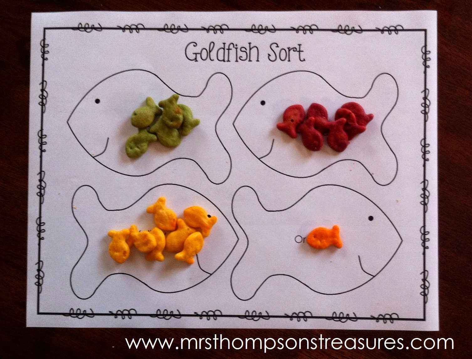 Mrs. Thompson's Treasures : Goldfish Cracker Fun!