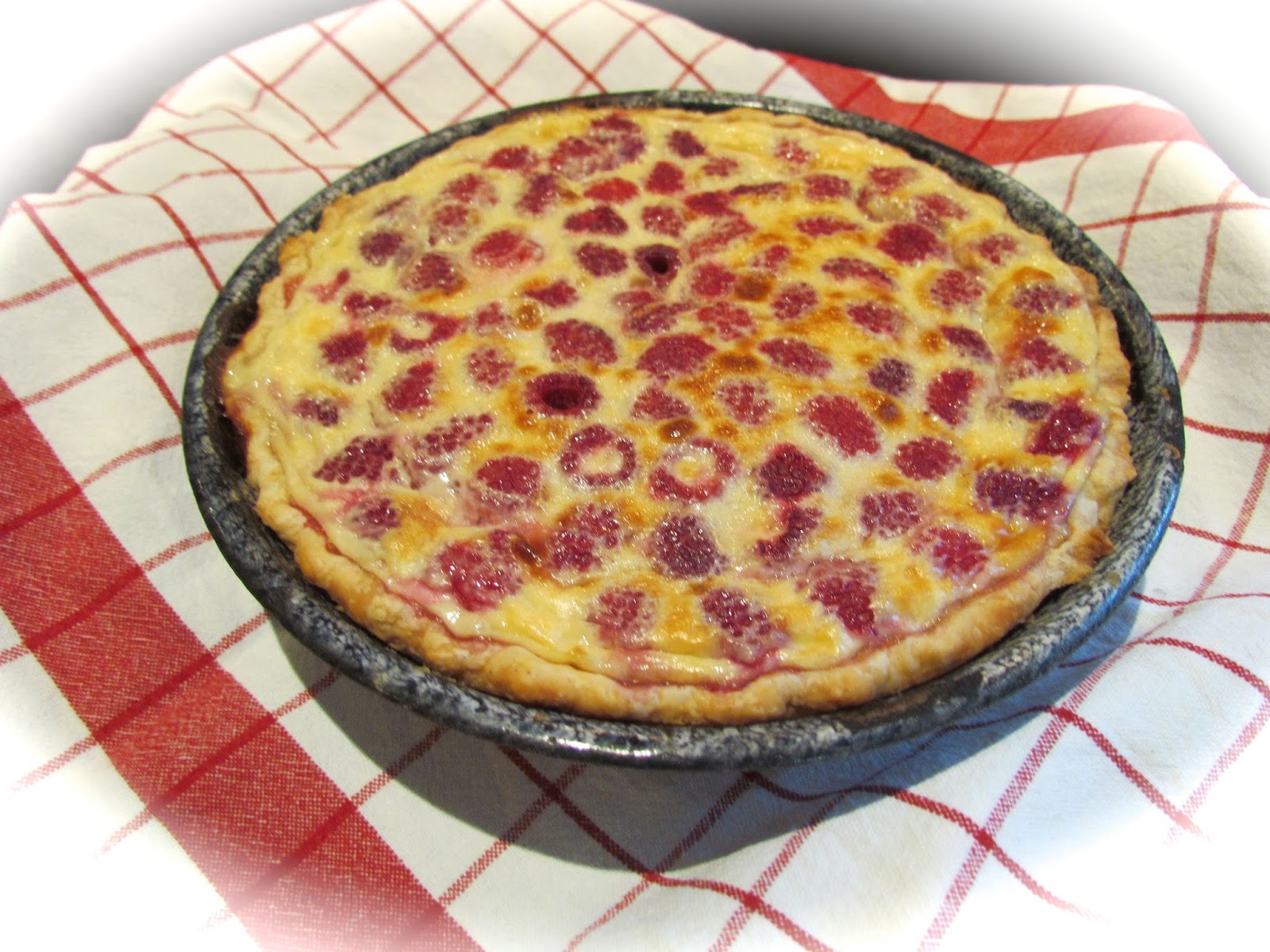 Rhubarb & Roses: Raspberry Custard Pie
