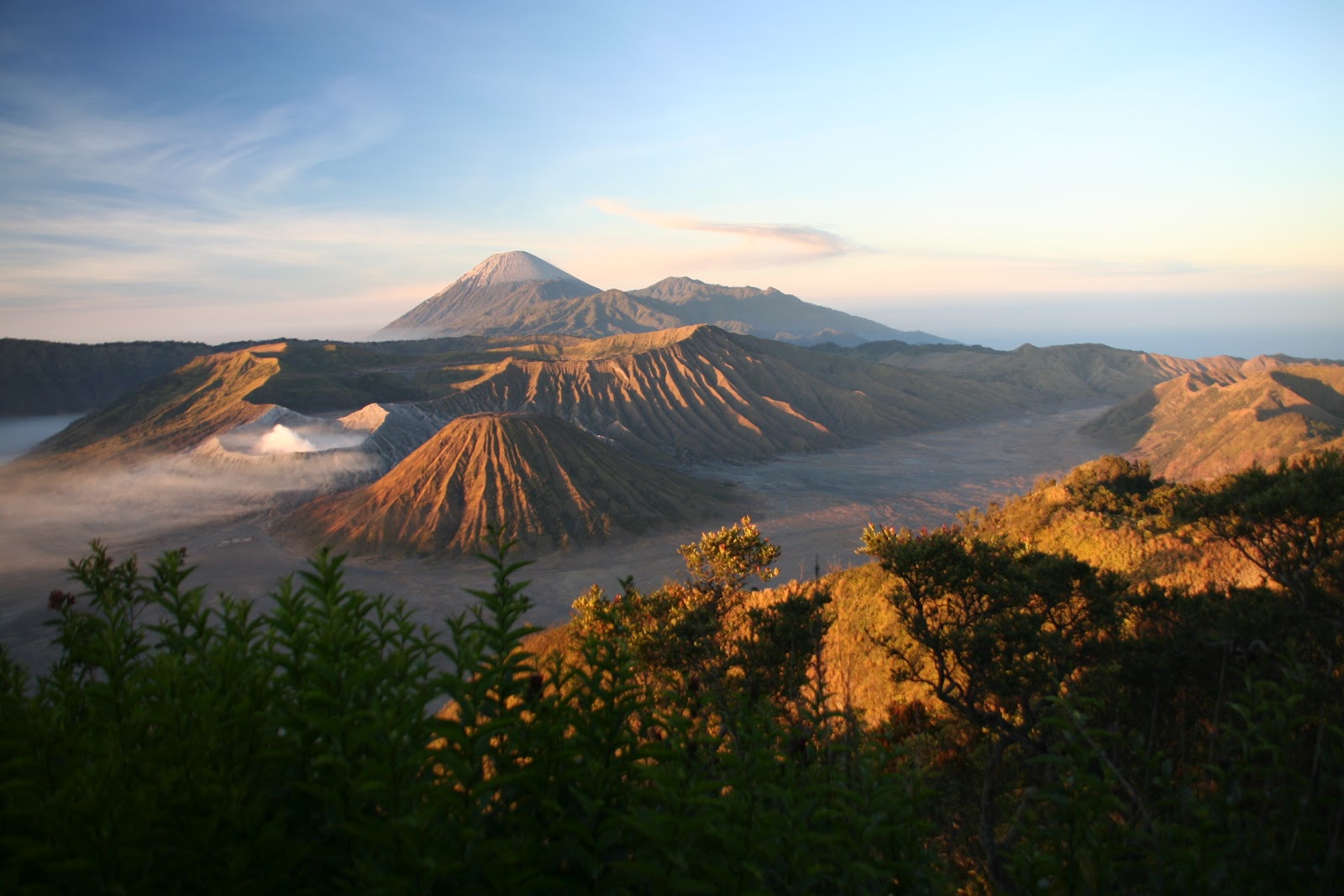 Bromo Tour - Paket Wisata Bromo | Tour Bromo Murah