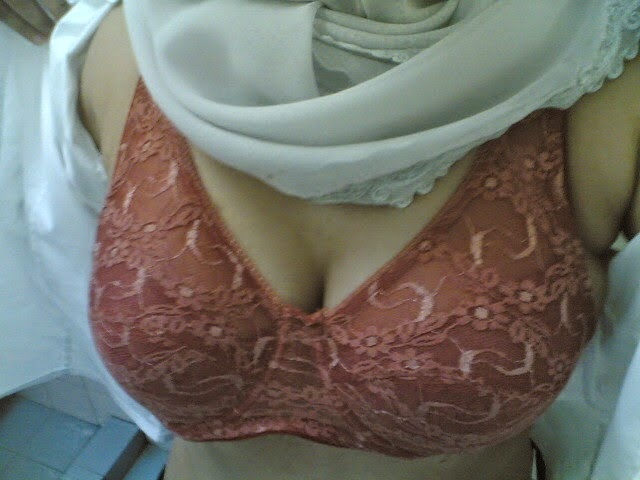 Jillbab Pamer Toge. | Private Foto
