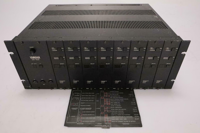 MATRIXSYNTH: Yamaha TX816 SN 1452