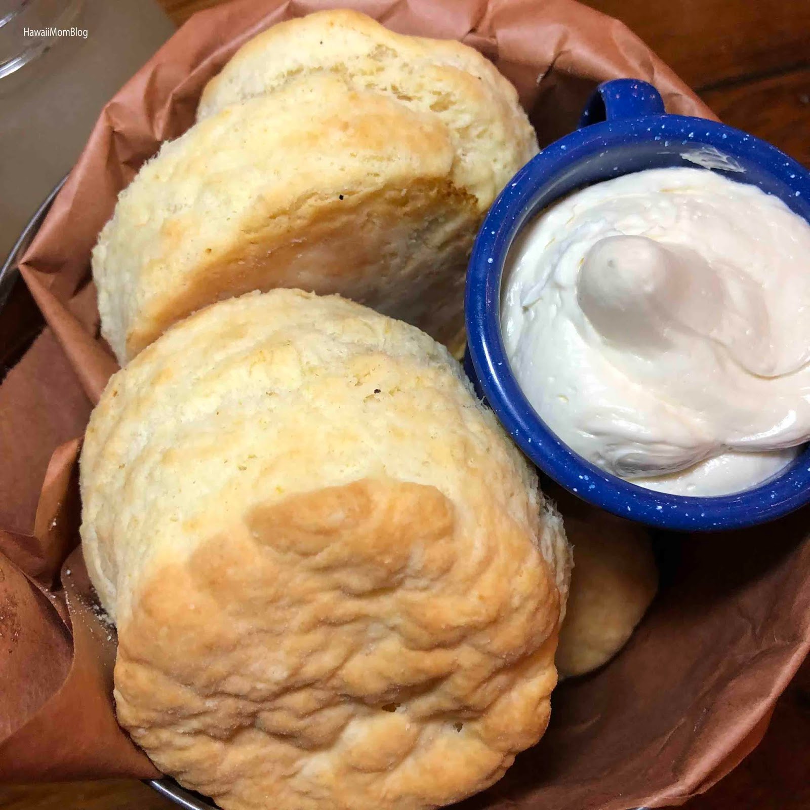 Hawaii Mom Blog: Visit Boston: Sweet Cheeks Q