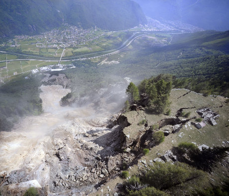 Un giardino di perenni in Ticino: Frana il Valegion.