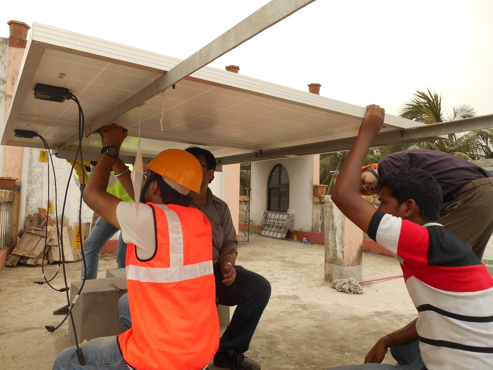 Rooftop PV Power Plant Installation Practical Training at IST, Solar ...