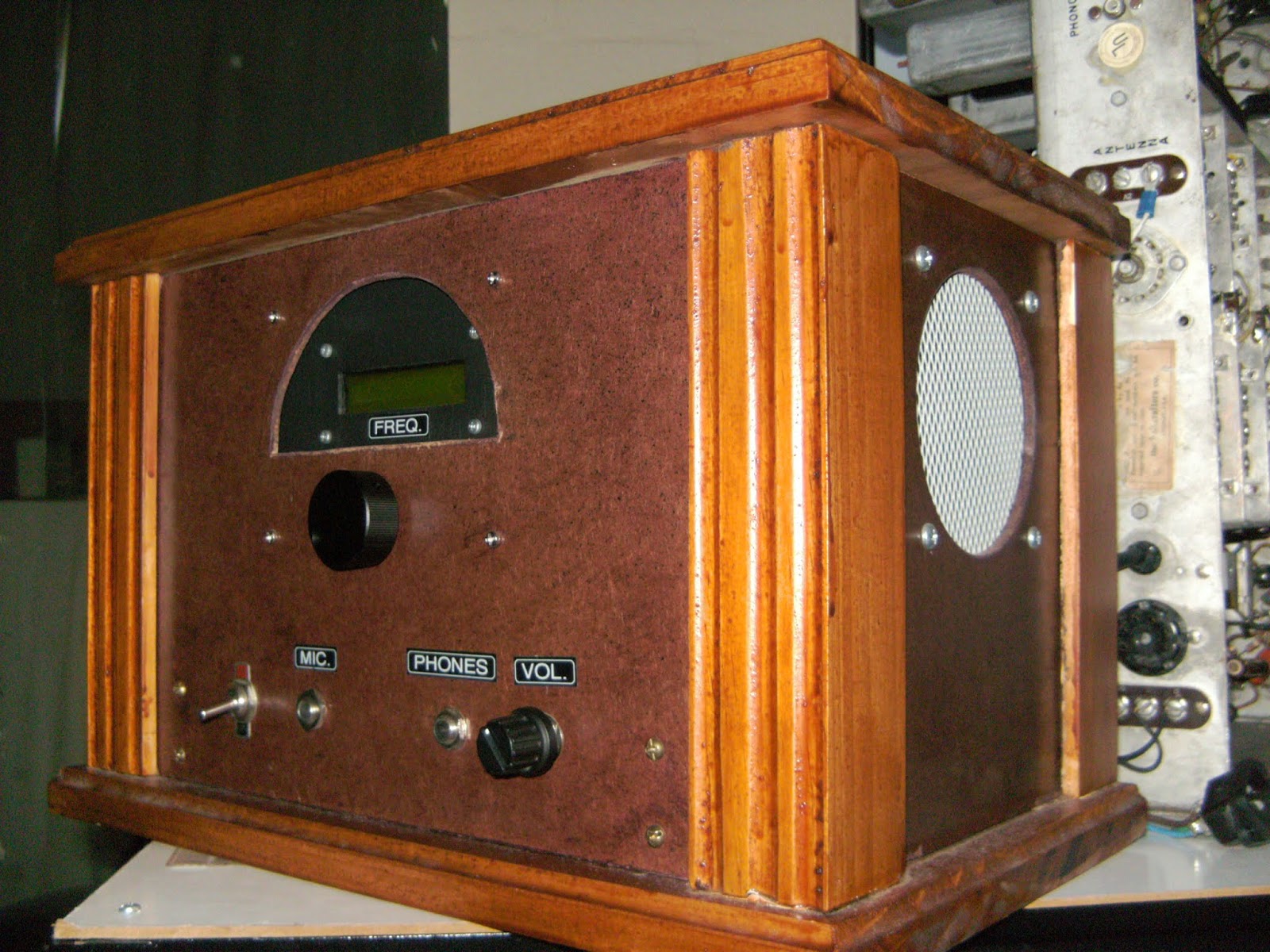 SolderSmoke Daily News -- Ham Radio Blog: VK2BLQ's Beautiful uBITX in a ...