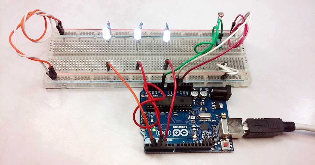 ARDUINO UNO - Intermedio 03: Fotorresistor LDR x 3 Leds - Entorno Iluminado