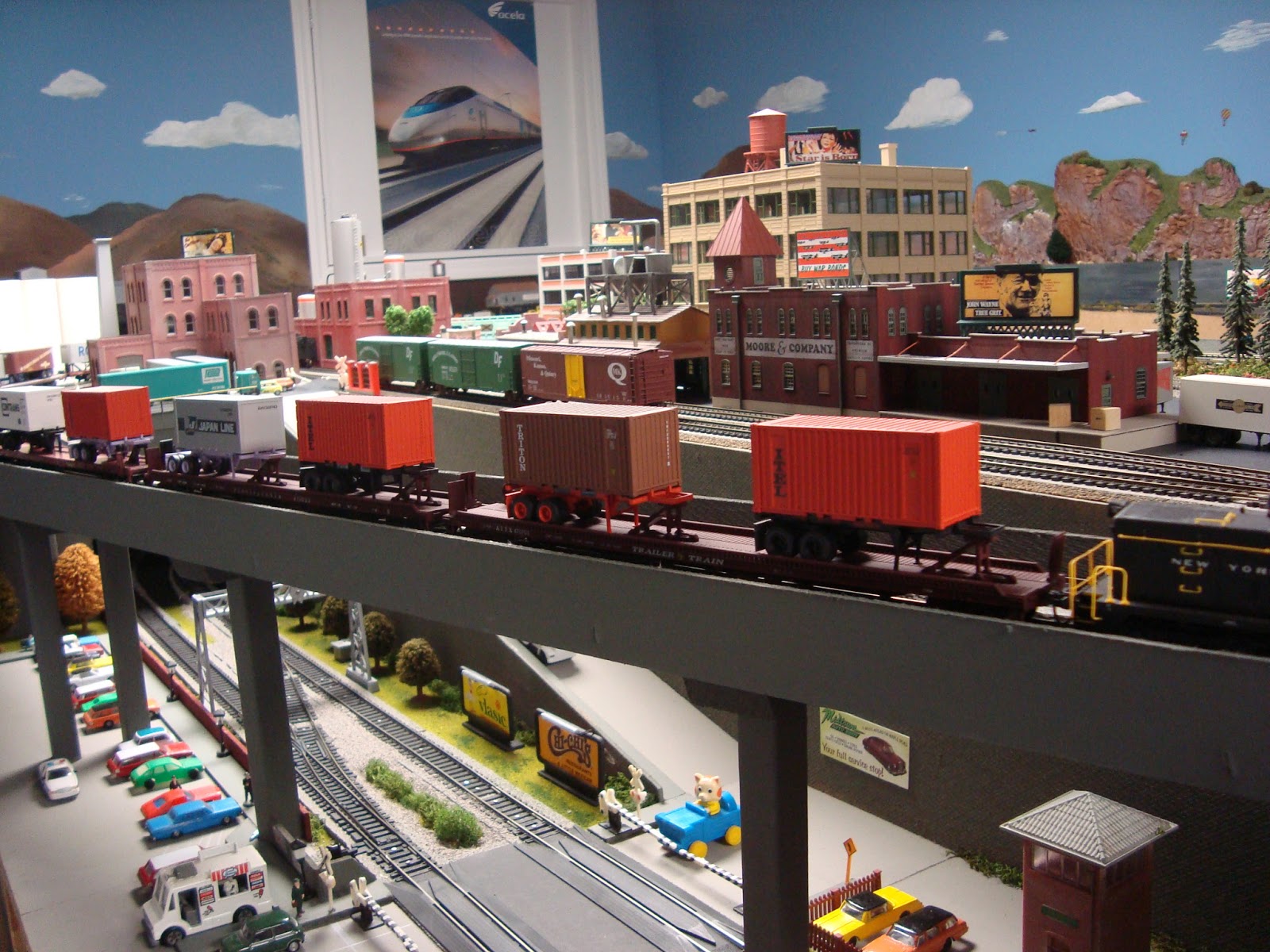 New York Central Train Layout: COFC / TOFC / Auto Racks