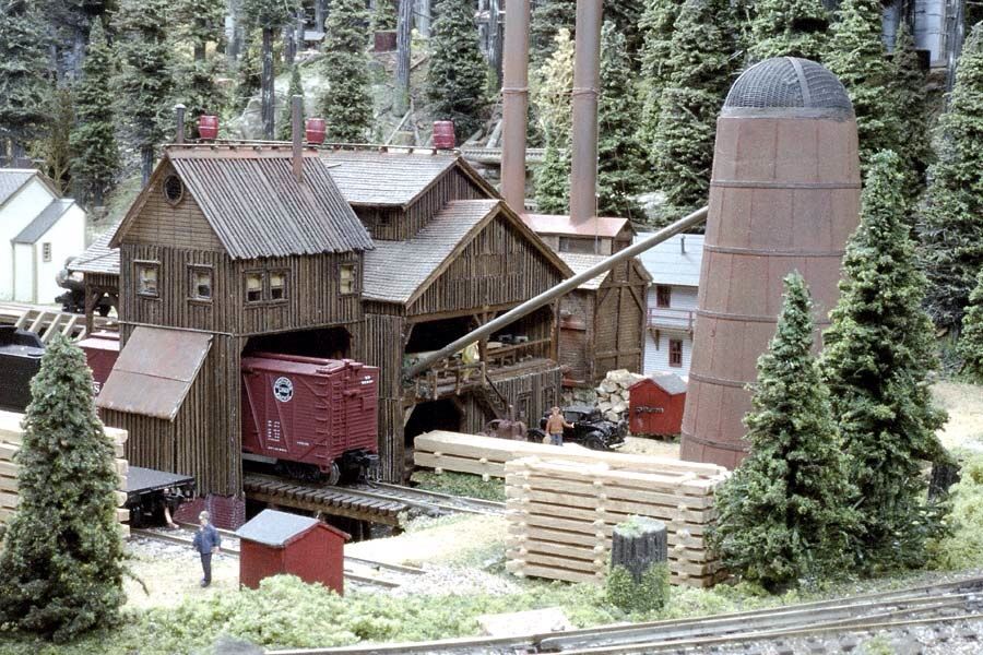 Modeling the Pickering/Madera/Sugarpine Lumber Co. Logging Railroads: 2021