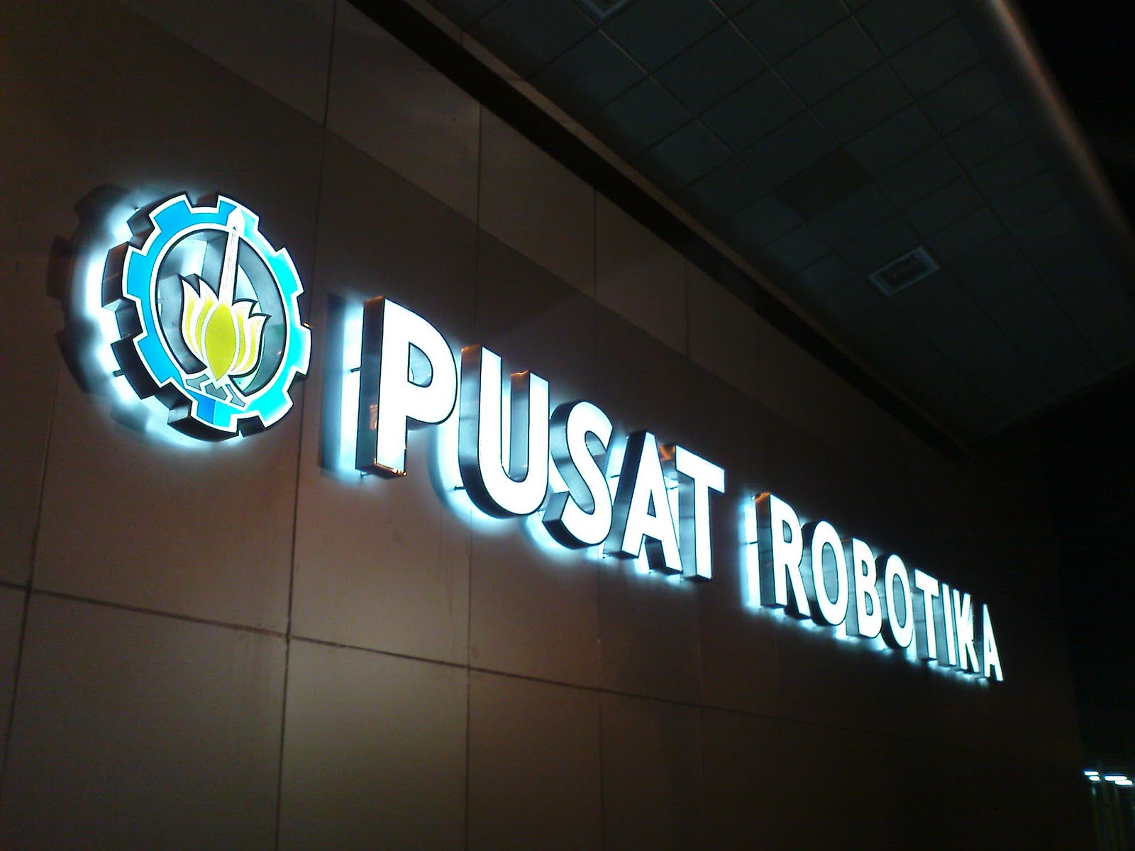 Coretannya BRILIANTA: Sekilas Tentang Kampus ITS Surabaya (Institut ...