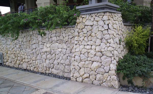 5 Inspirasi Batu Limestone Yang Bikin Rumah Makin Kece - JUAL BATU ALAM ...