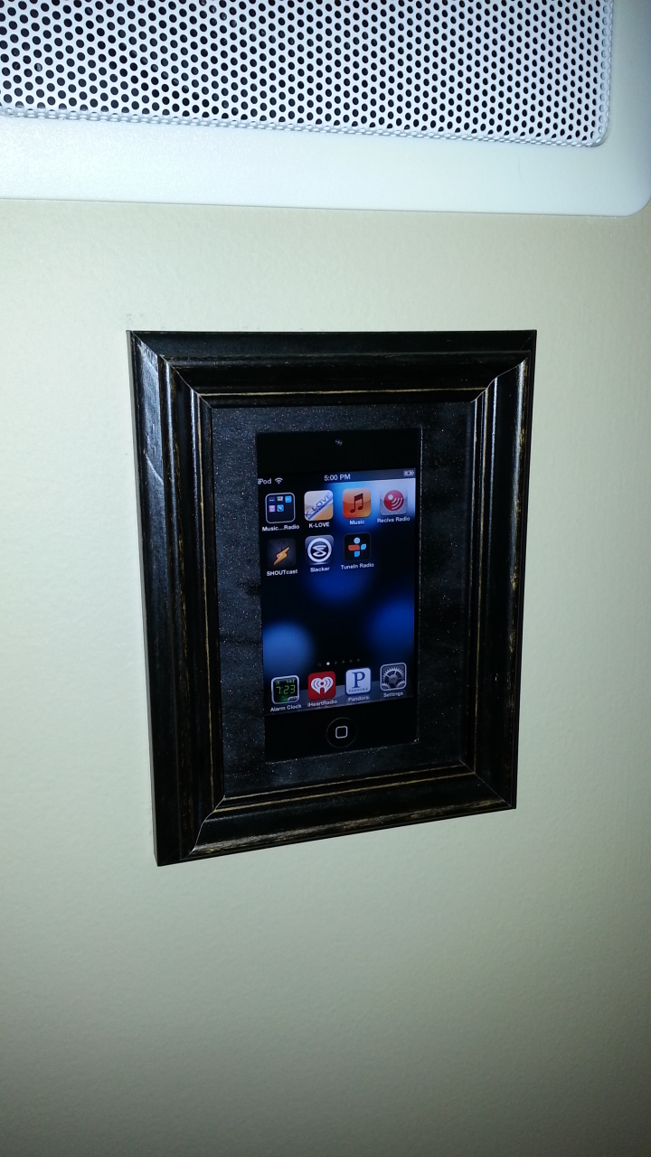 Ipad Wall Mount: DIY iPod wall mount speaker system