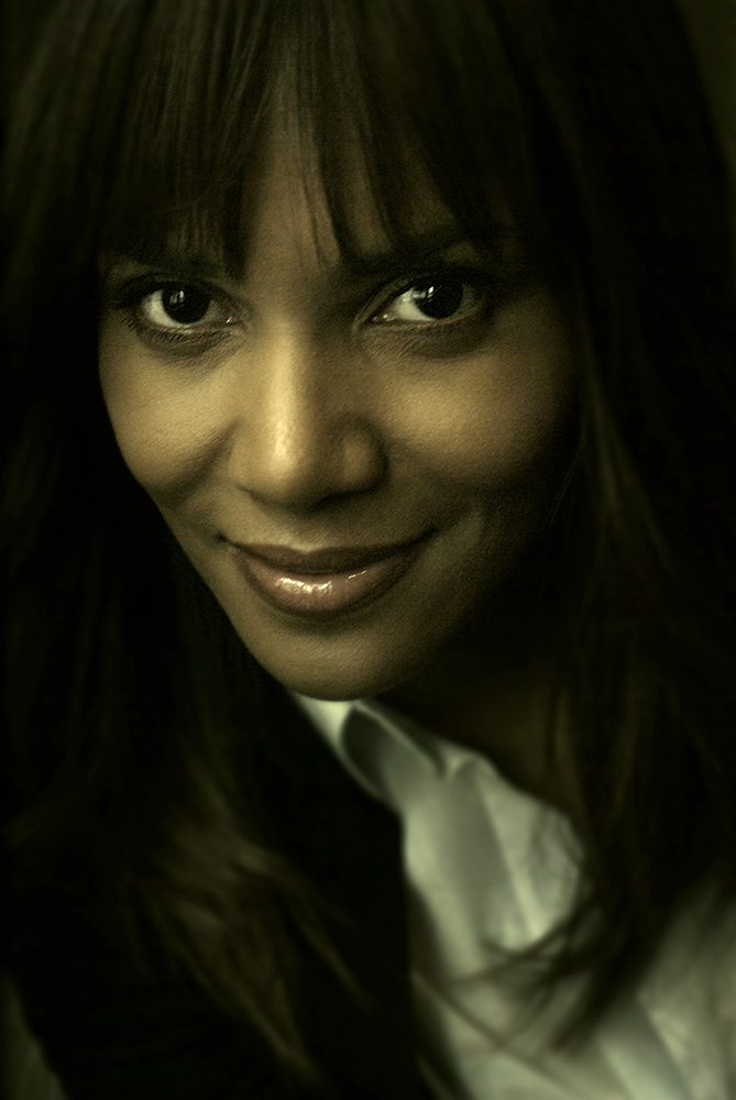 some old pictures I took: Halle Berry