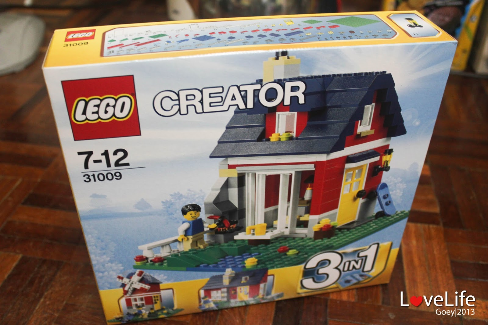 My Little Night Homestay : Lego Creator 31009: Small Cottage