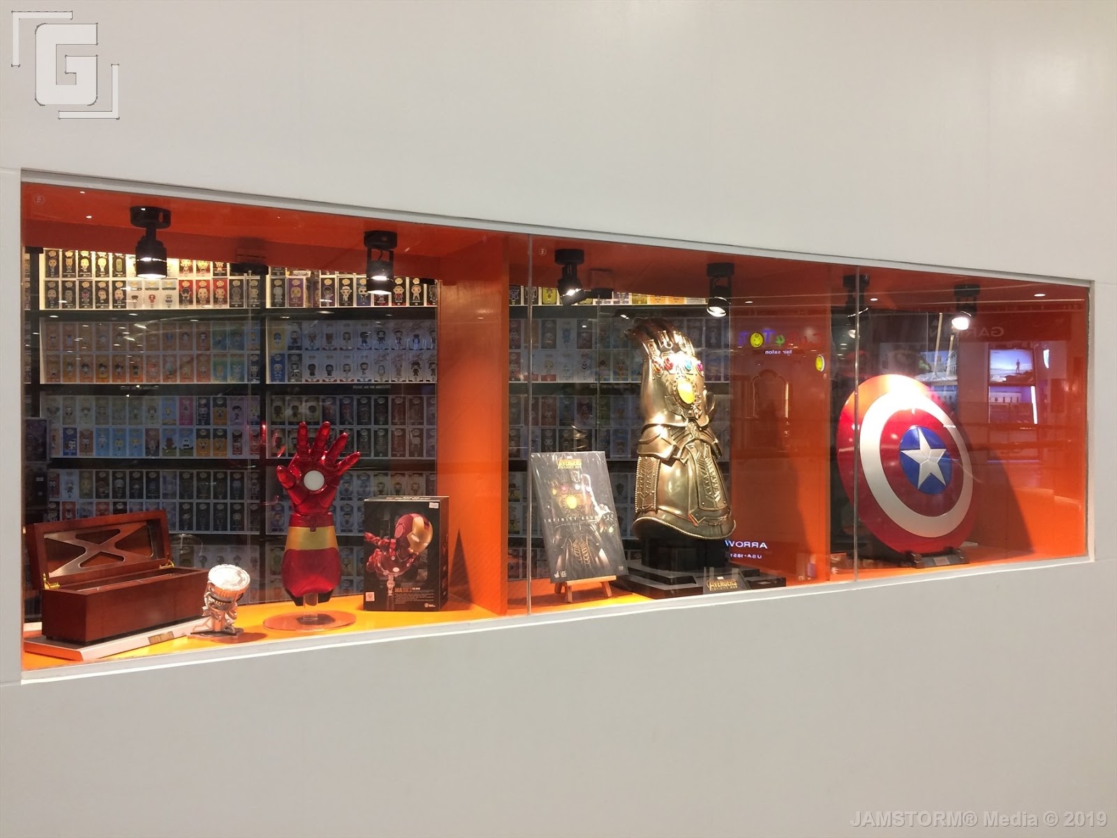 GeekMatic!: Filbar's | Enter A New Multiverse