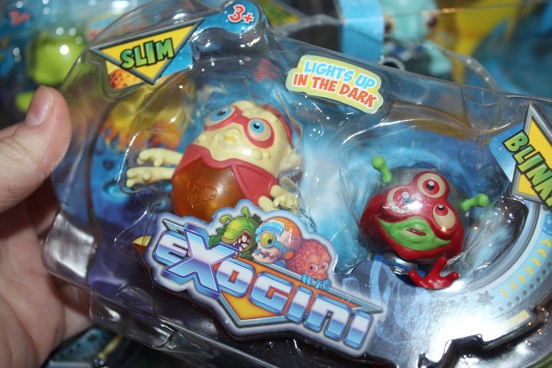 Les exogini, ces petits extra-terrestres lumineux dans la pénombre