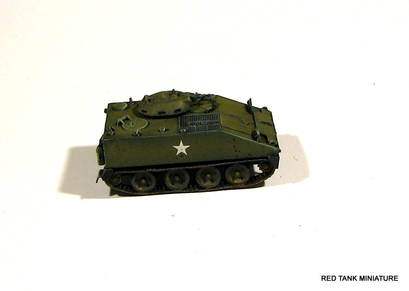 Gulumik Military Models: M114A2 with M60 turret cupola 1/72