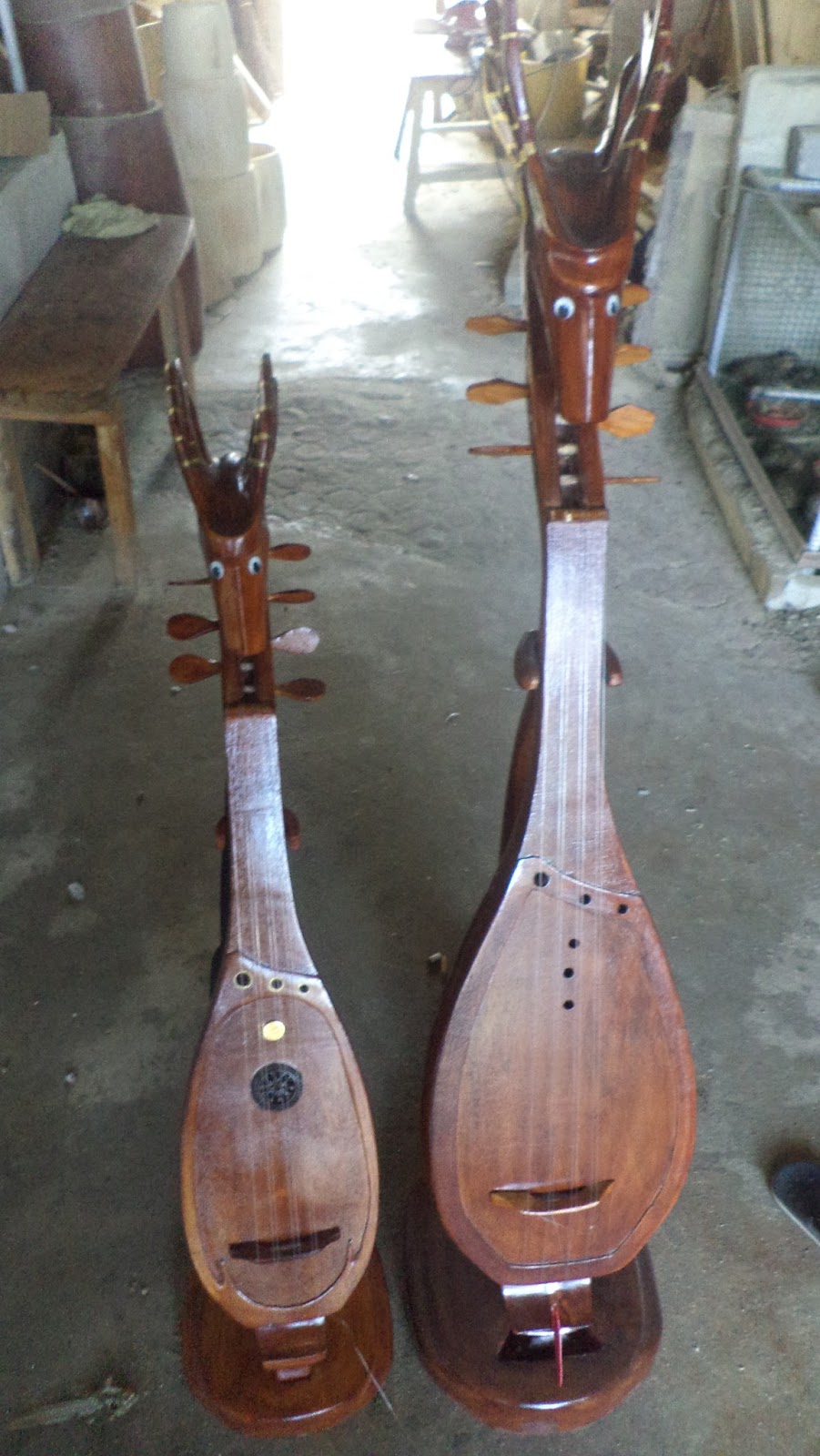 Kerajinan Dambus Zamroti: Dambus