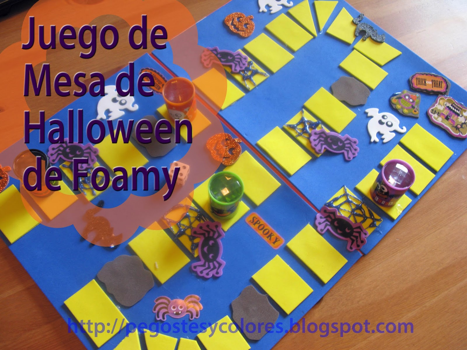 Pegostes y Colores: Juego de Mesa de Halloween de Foamy