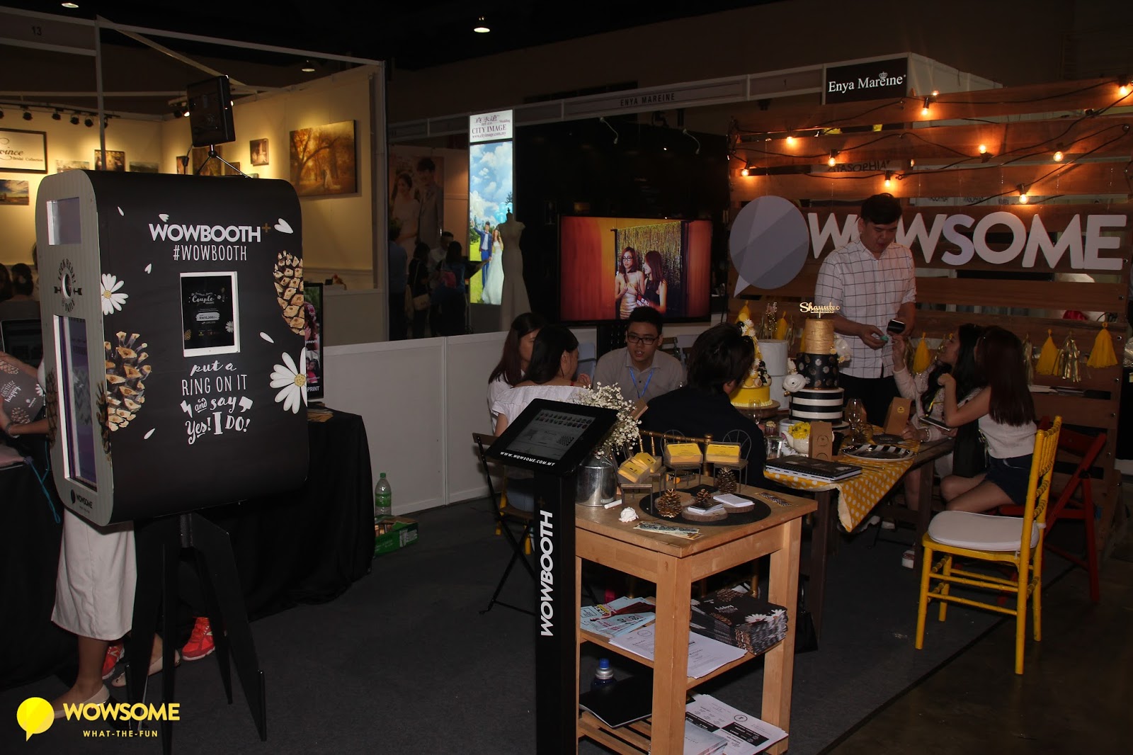 5 Ways To Choose An Awesome Photo Booth For Your Special Day - Blog ...