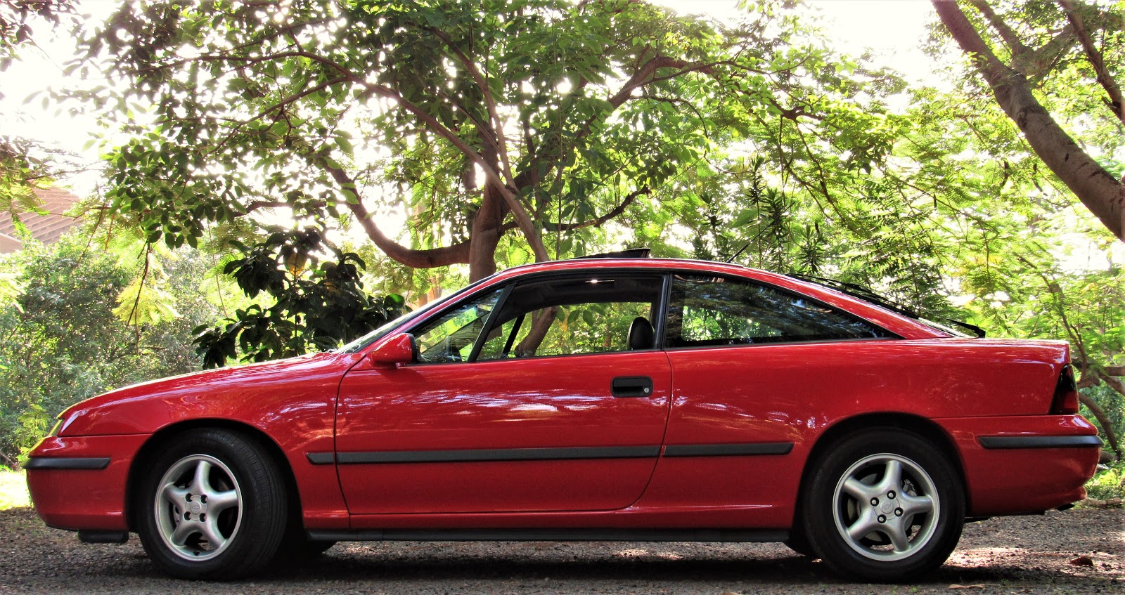 Chevrolet Calibra: o cupê com DNA Opel esculpido pelo vento