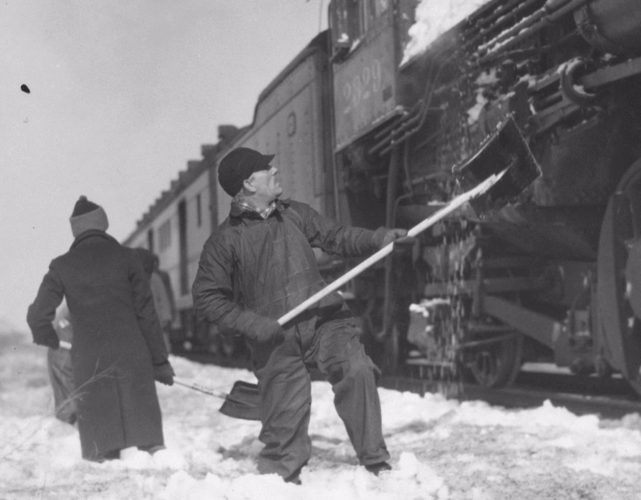 CANON MOVIES: LOST FILMS : THUNDER (1929)