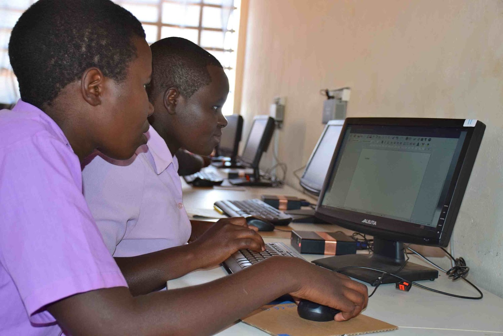 Ndandini Village Kenya: Kyaithani Cluster Teacher & Student Computer ...