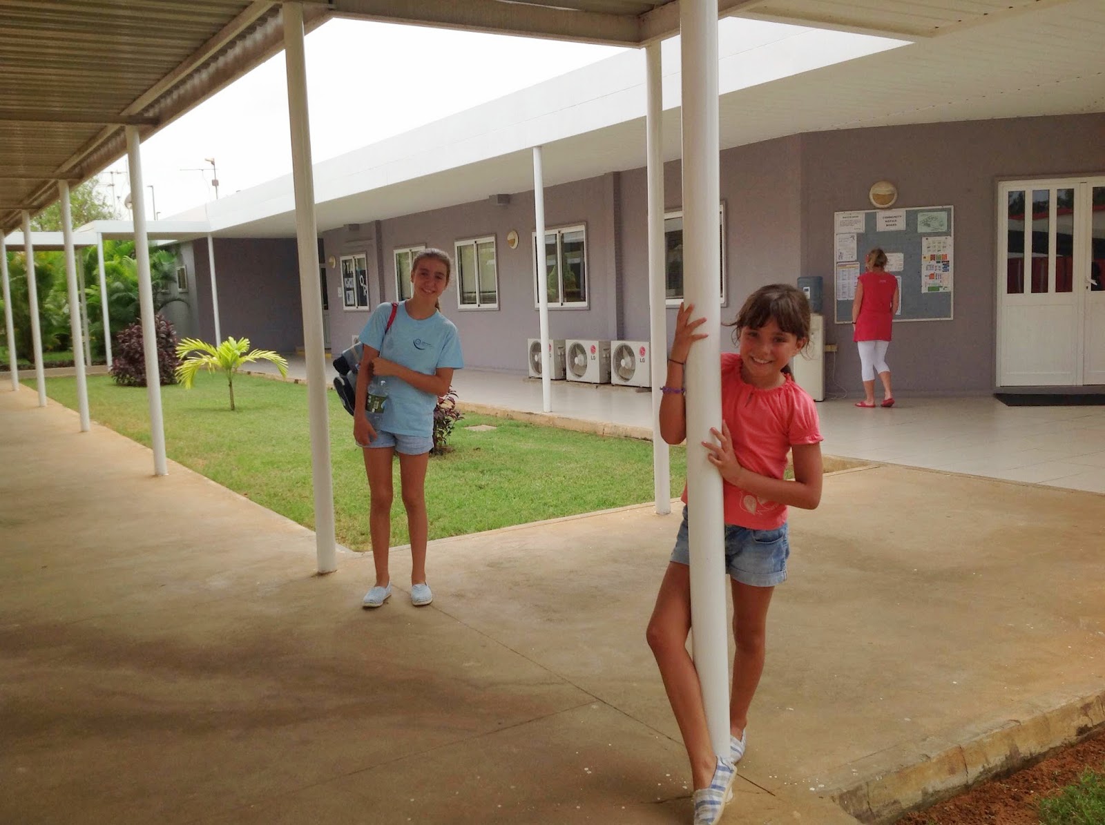 Os 5 em Angola: LIS - Luanda International School