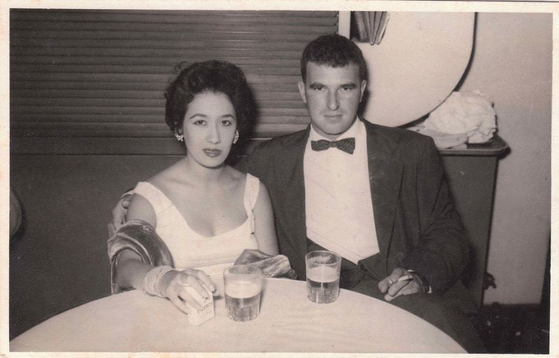 40 Vintage Photos of People Drinking in the Mid-20th Century ~ Vintage ...